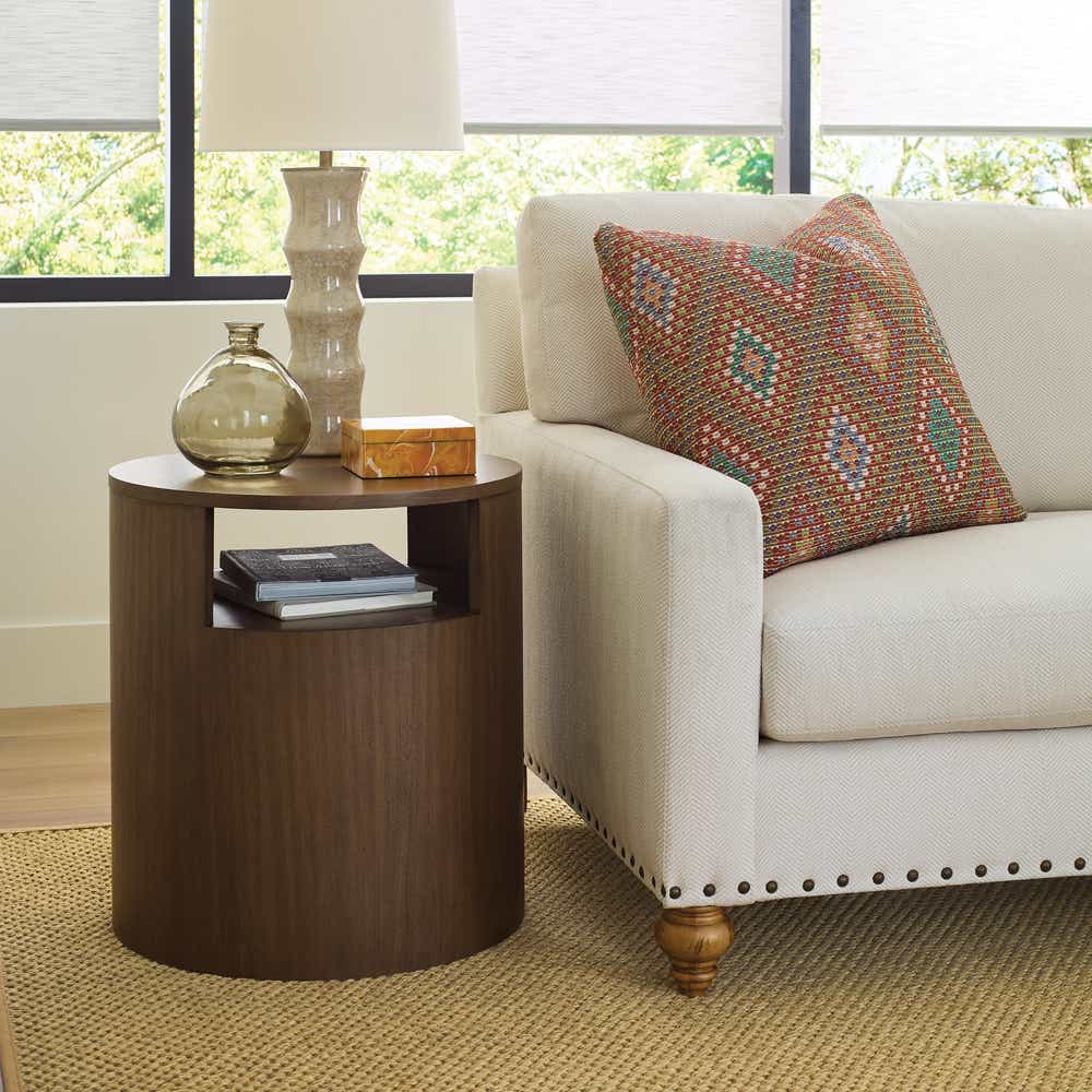 Hidden Treasures 22" Round End Table | La-Z-Boy
